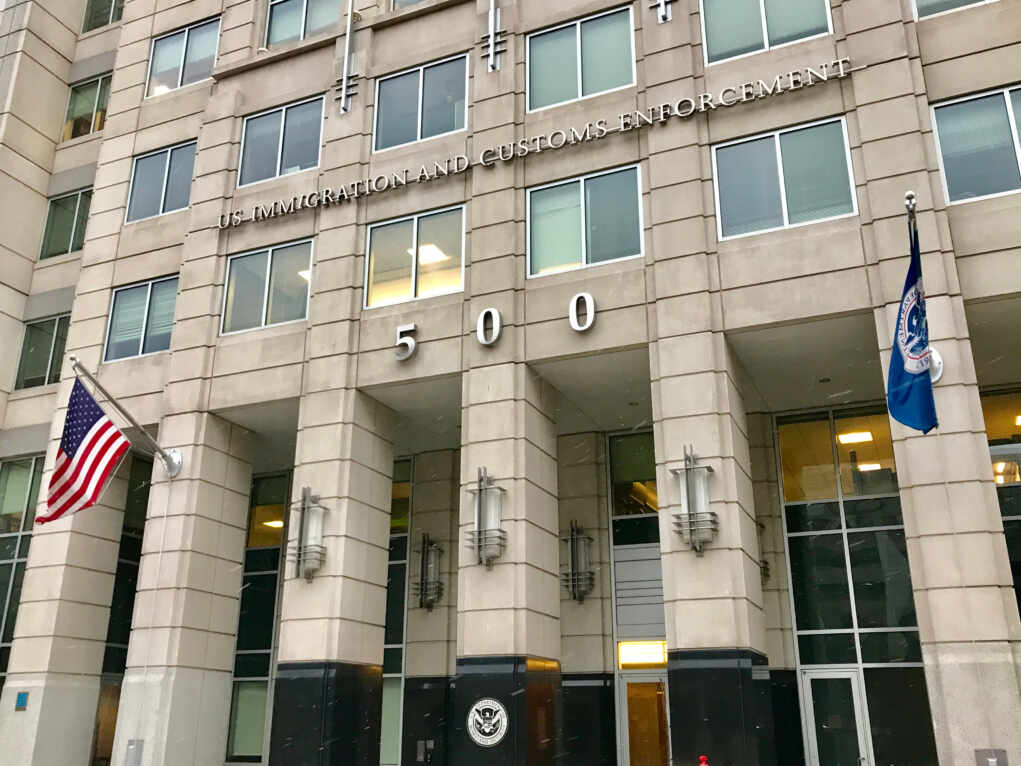 ICE Lodges Detainer in Child Sex Crimes Case Against Salvadoran ...