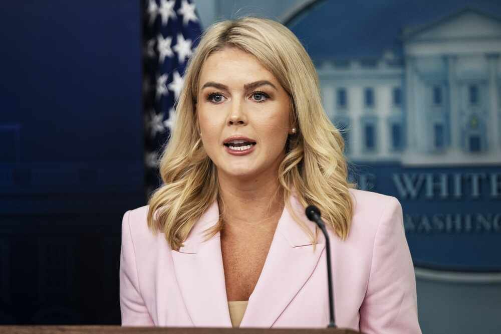 Press Secretary TORCHES CNN Reporter | Republican Post